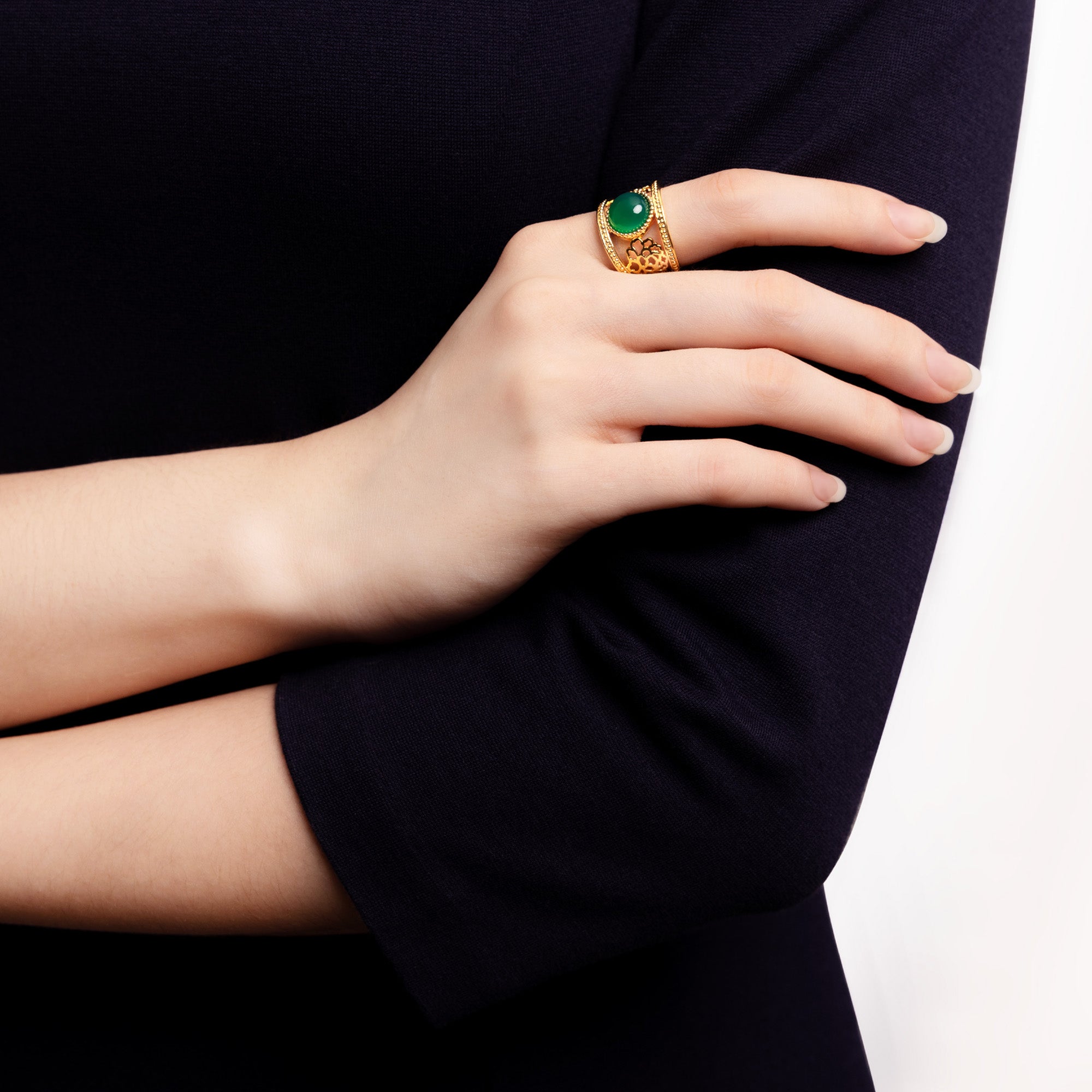 Golden Tang Peony Ring - Green | Shen Yun Collections