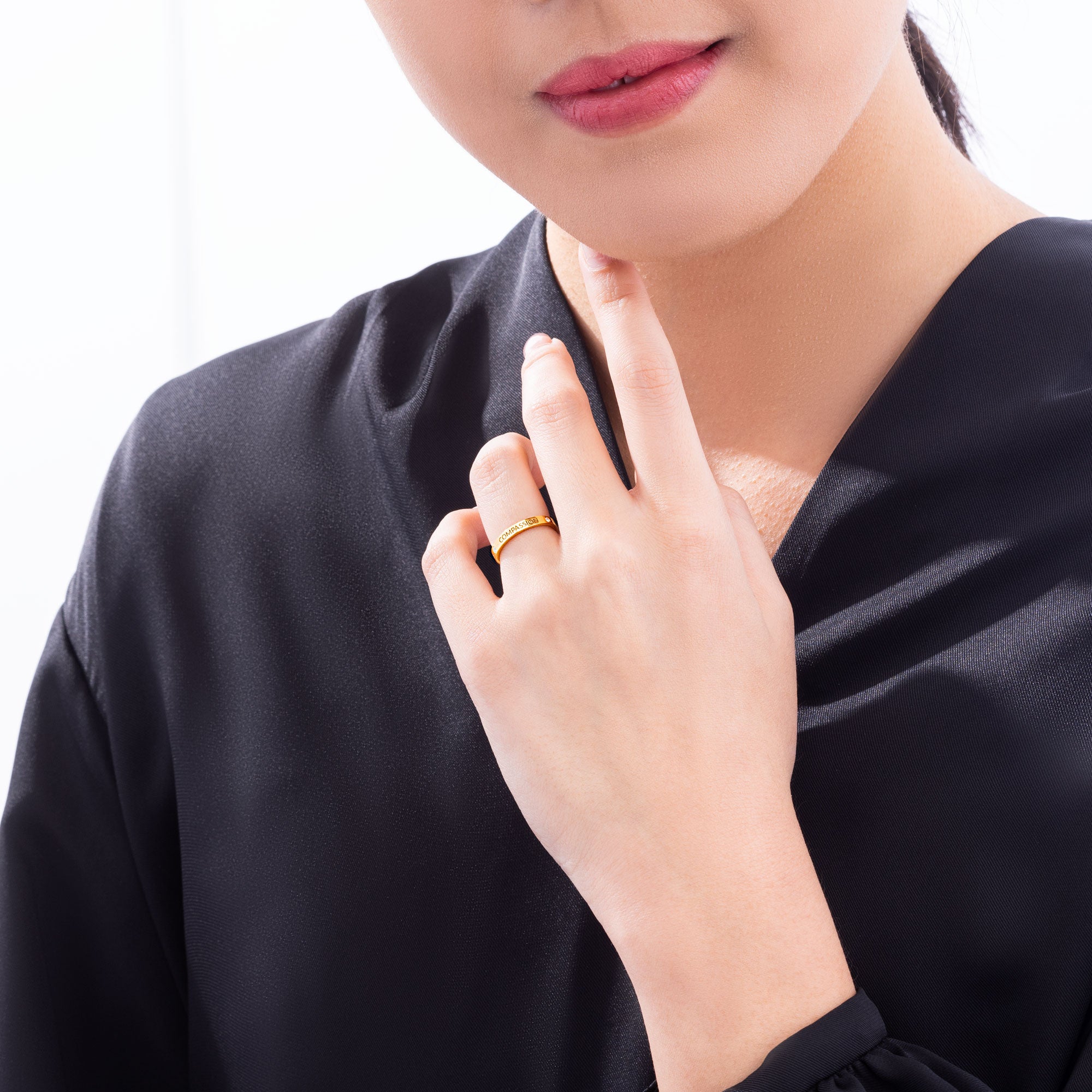 Zhen Shan Ren Timeless Bliss Ring 18kt Yellow Gold, 2.5mm wide | Shen ...